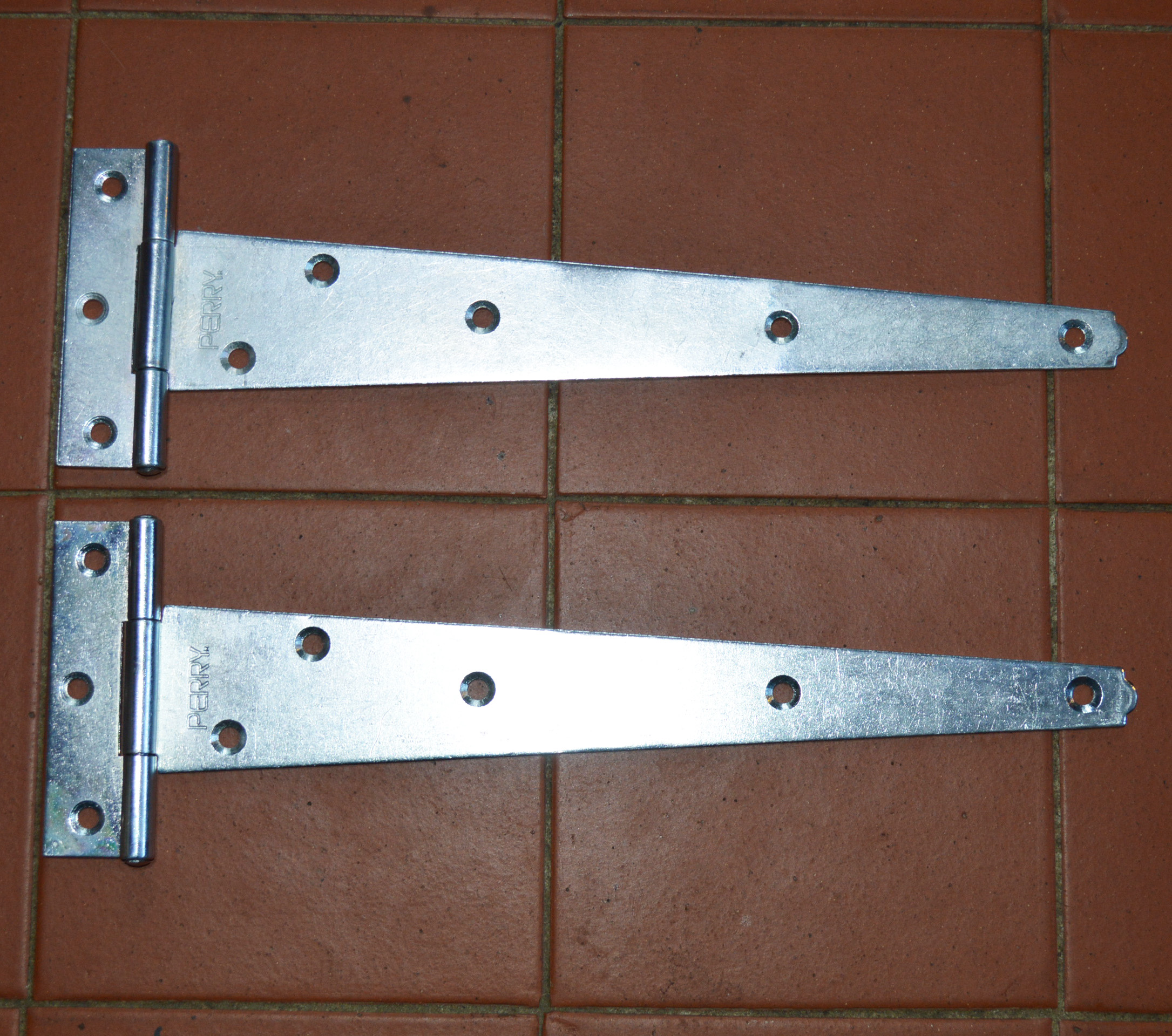 12" - 300mm Medium Duty Zinc Plated Tee Hinges for Sheds, Avery, Kennel ...